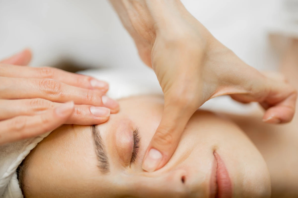 The Helwé Eye Treatment – Helwé Natural Skincare